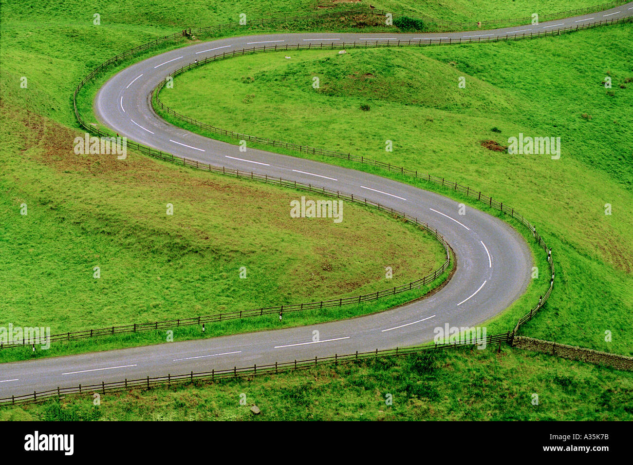 S bends hi-res stock photography and images - Alamy