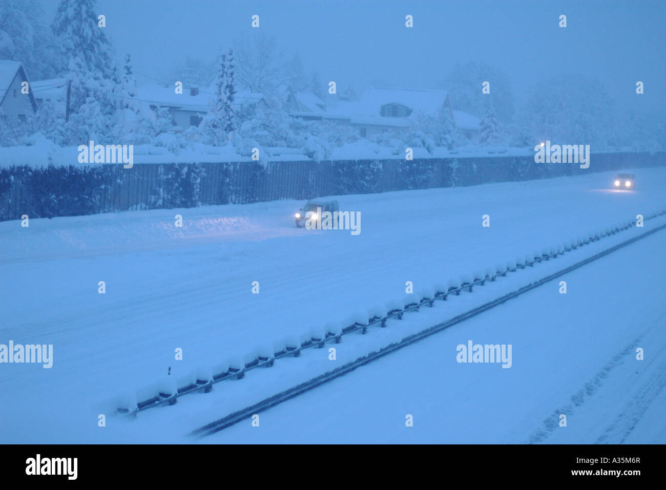 Snow chaos hi-res stock photography and images - Alamy