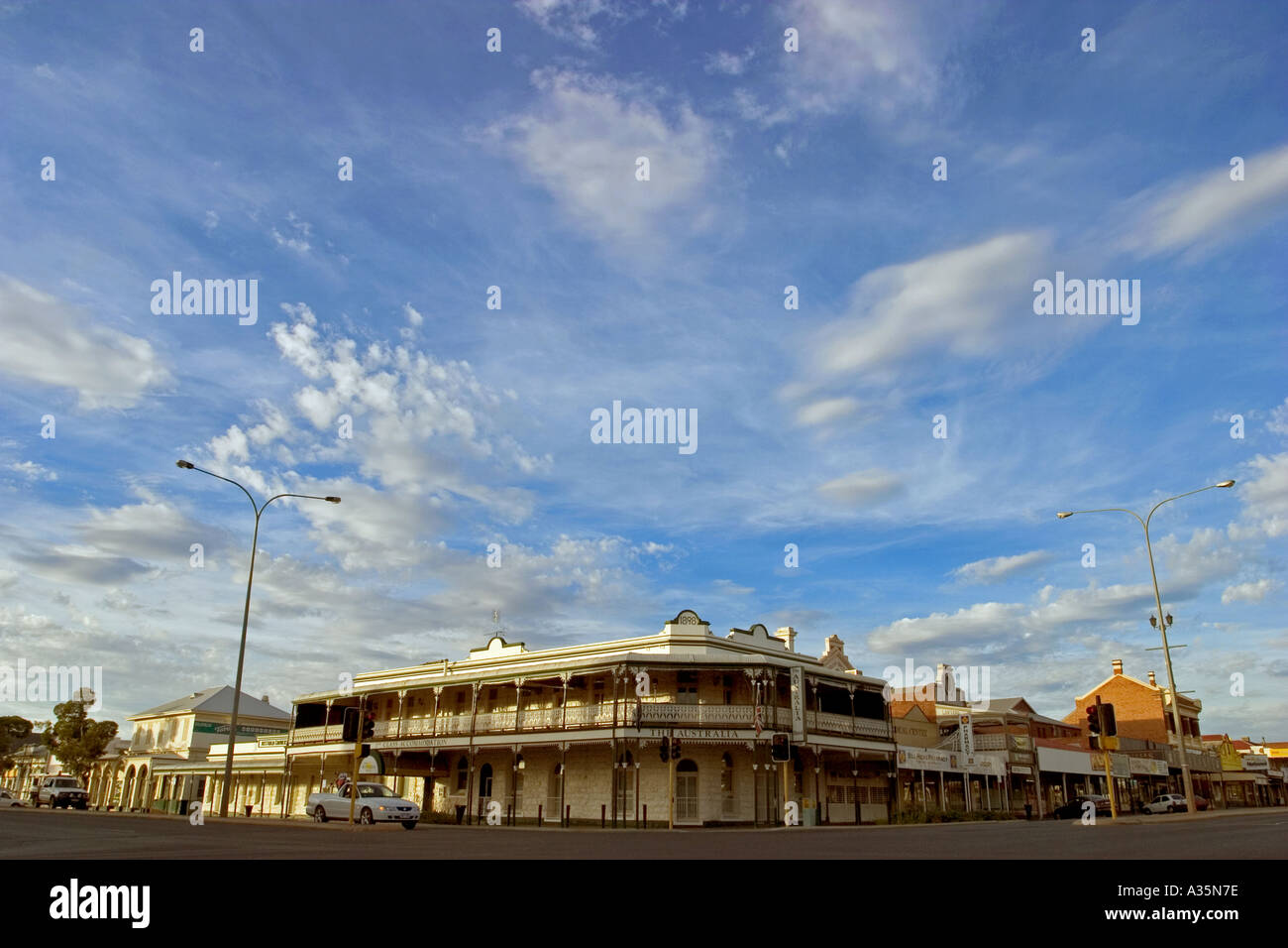 Kalgoorlie hotel hi-res stock photography and images - Alamy
