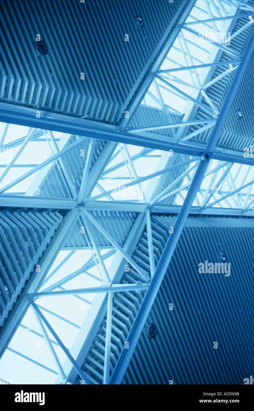 Architectural beams hi-res stock photography and images - Alamy