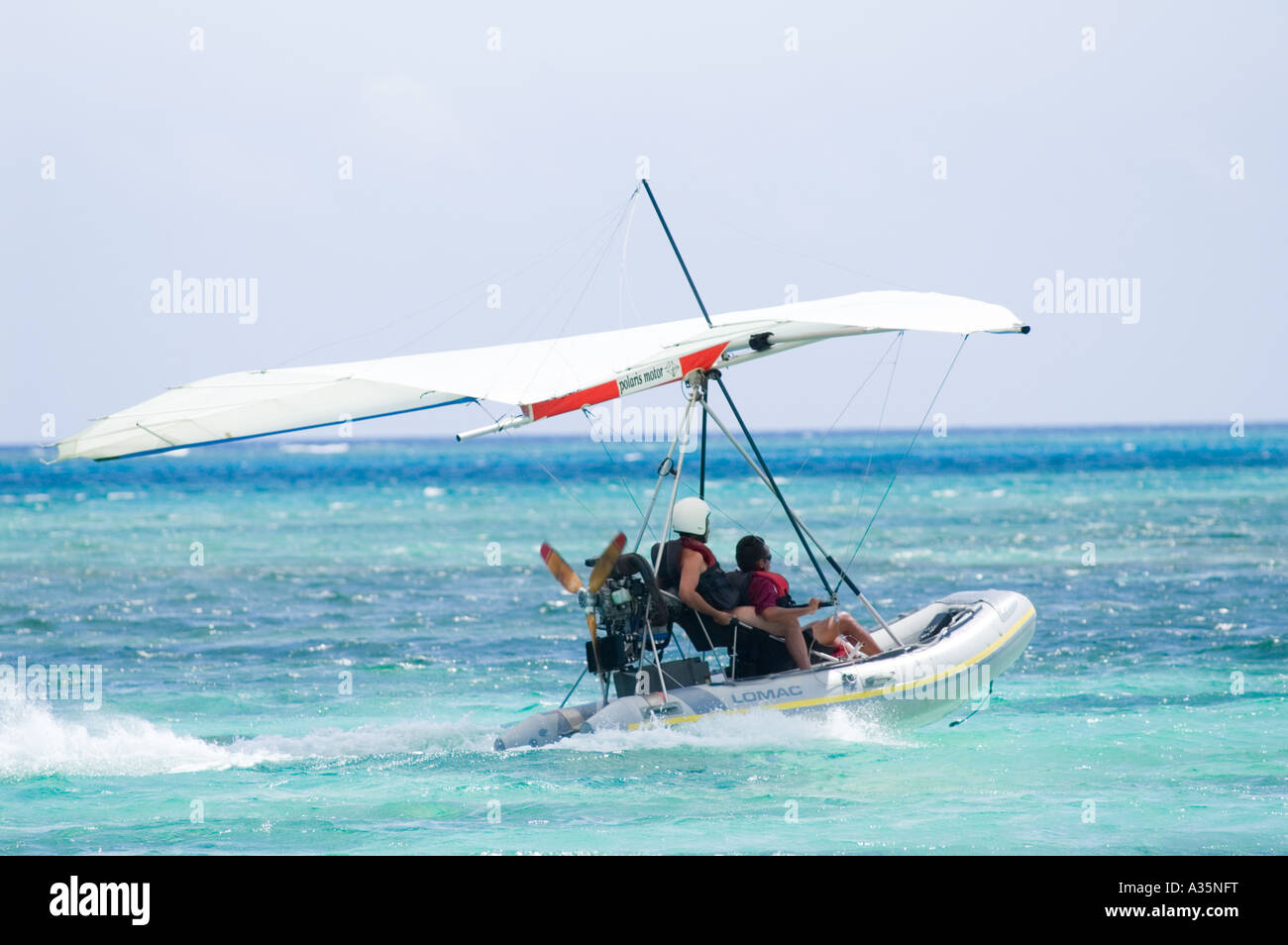 Flying with a motor hi-res stock photography and images - Alamy