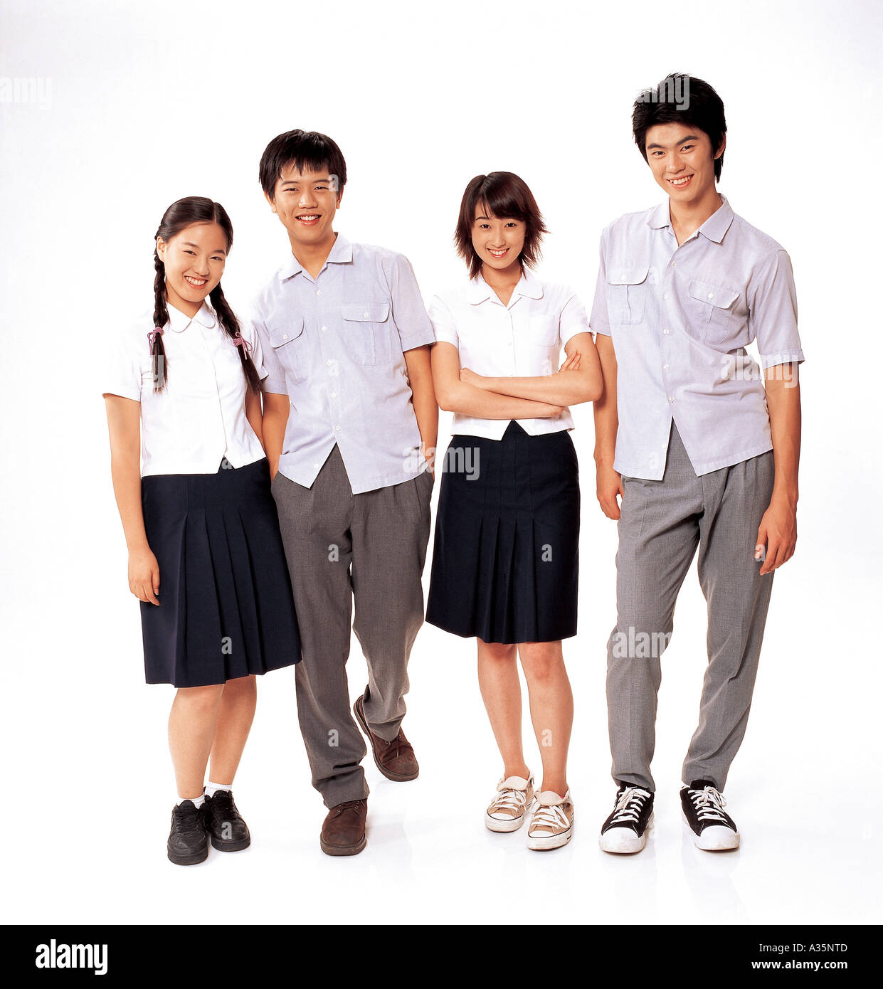 Korean students come together Stock Photo - Alamy
