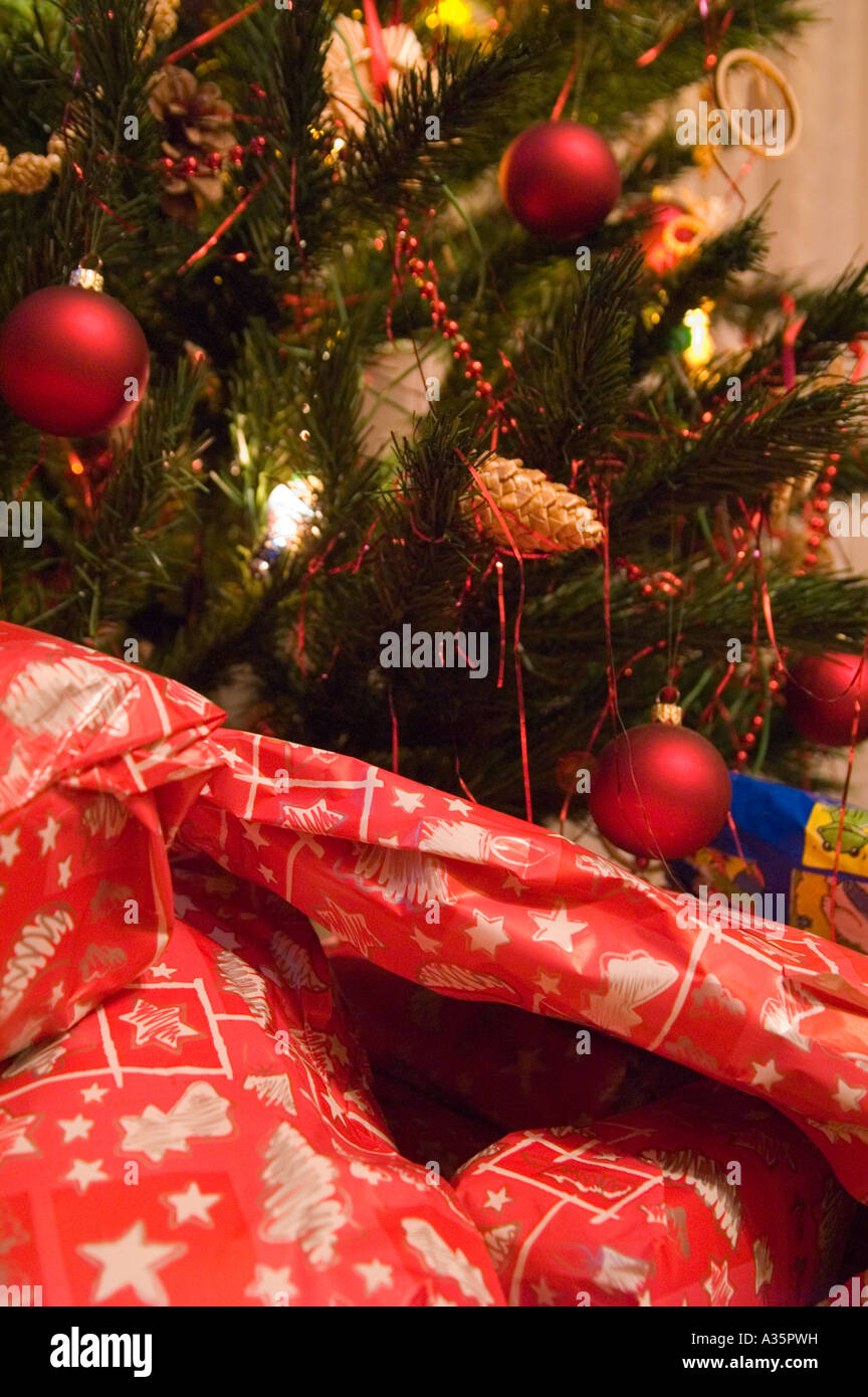 presents under the Christmas tree Stock Photo - Alamy