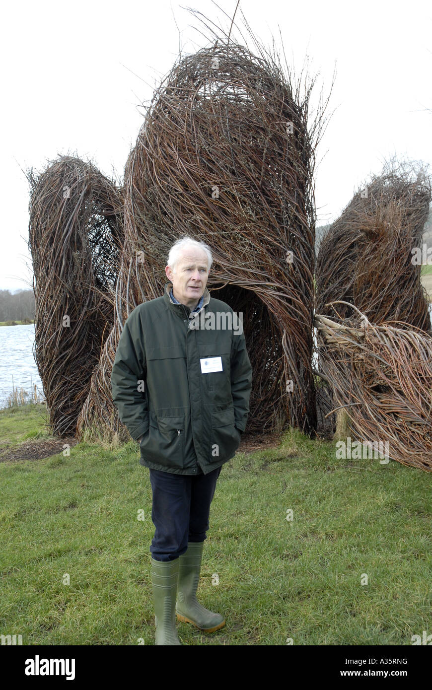 Bryce Reynard at the Big Willow basketry sculpture by Patrick Dougherty ...