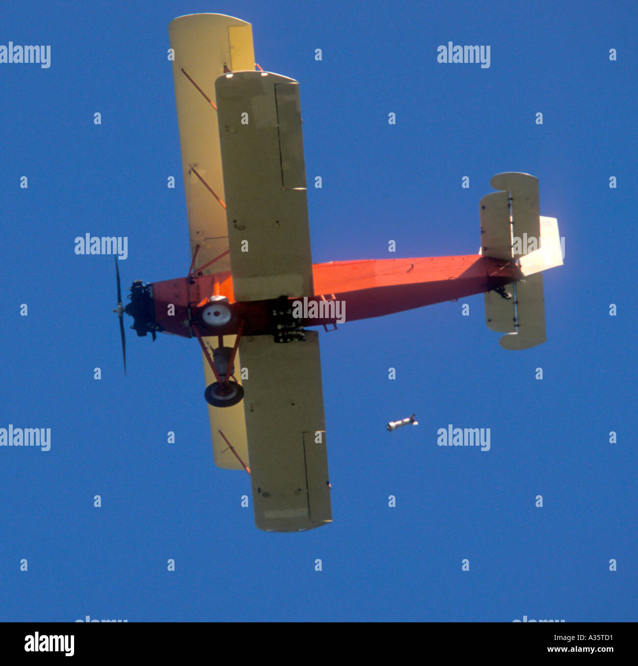 Mock plane hi-res stock photography and images - Alamy