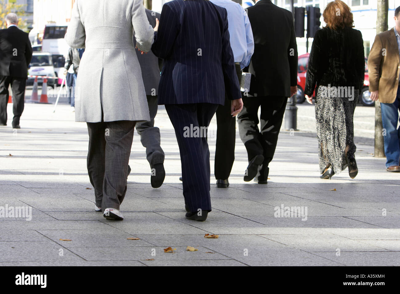 Lunch hour walking hi-res stock photography and images - Alamy