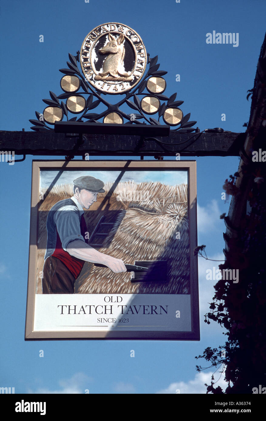 Old Thatch Tavern Hanging Sign Stratford upon Avon England Stock Photo ...