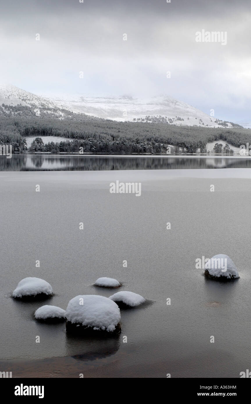 Loch Morlich in the grip of Winter, Strathspey Scottish Highlands. XPL ...