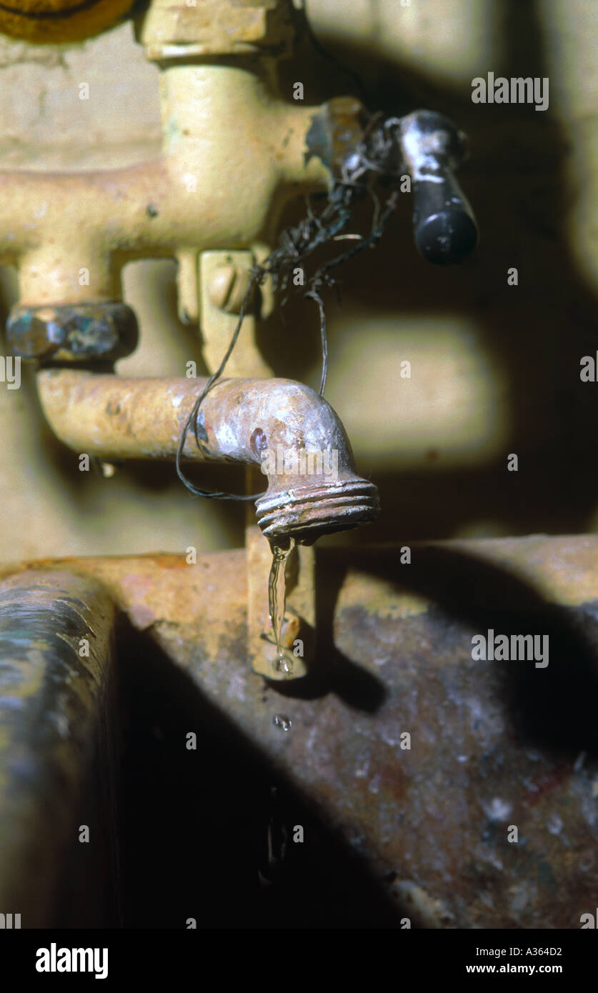 water dripping from faucet old plumbing Stock Photo - Alamy