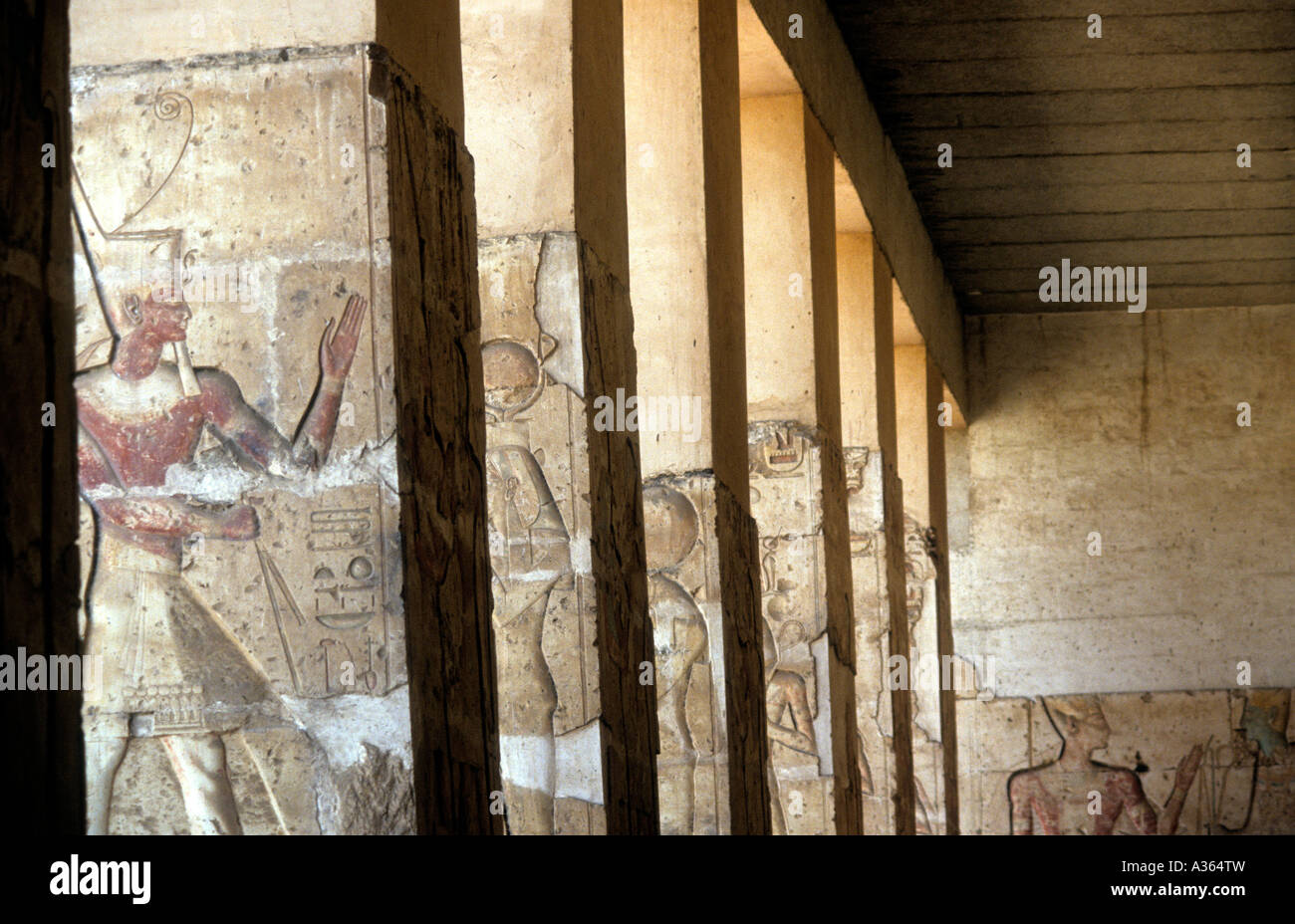 Ancient Egyptain Art On The Temple Columns Of Abydos,Started By Seti ...