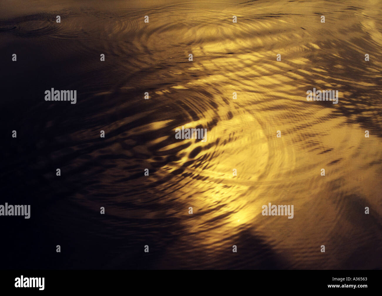 Increasing circle hi-res stock photography and images - Alamy