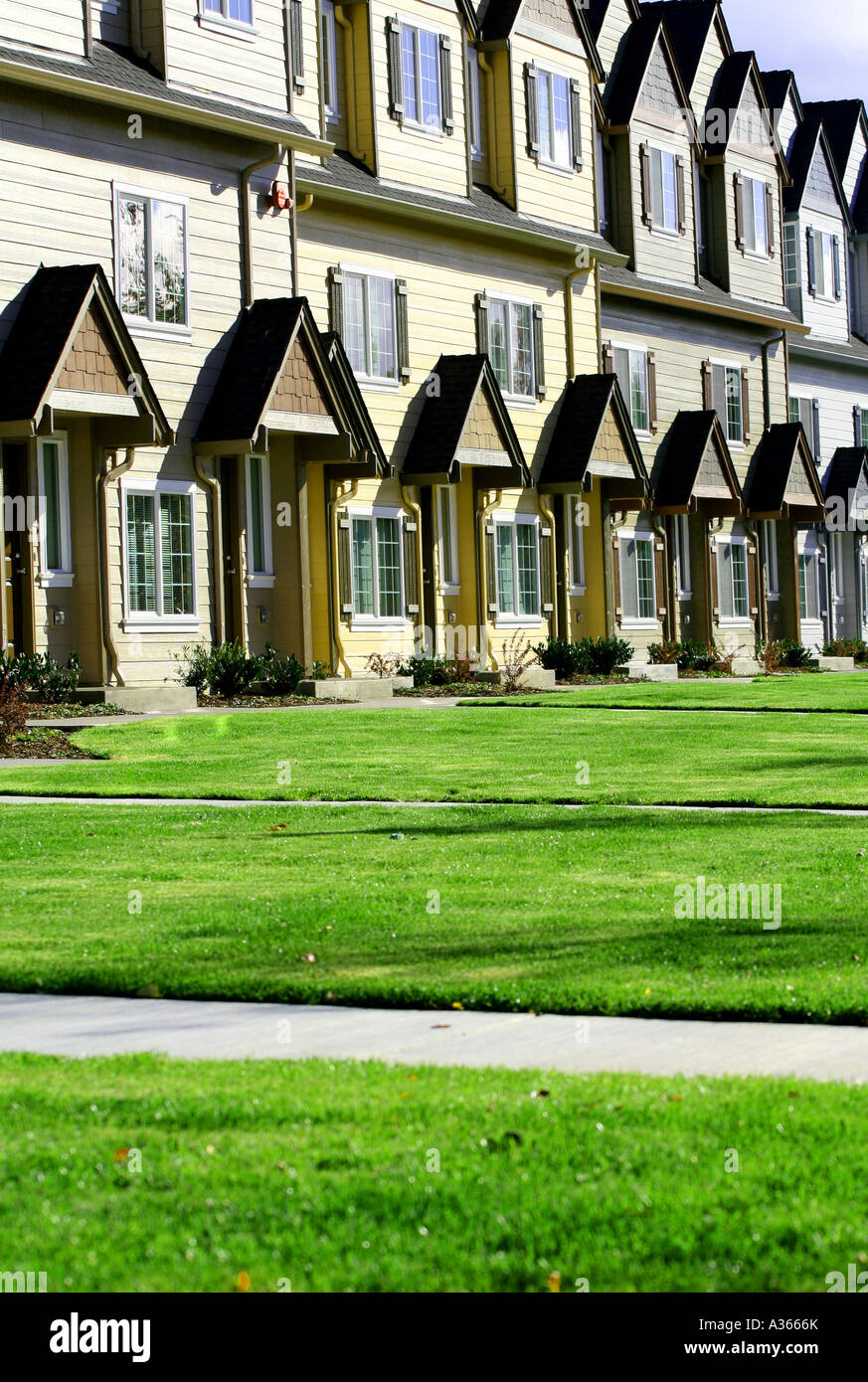 Modern subdivision growth hi-res stock photography and images - Alamy