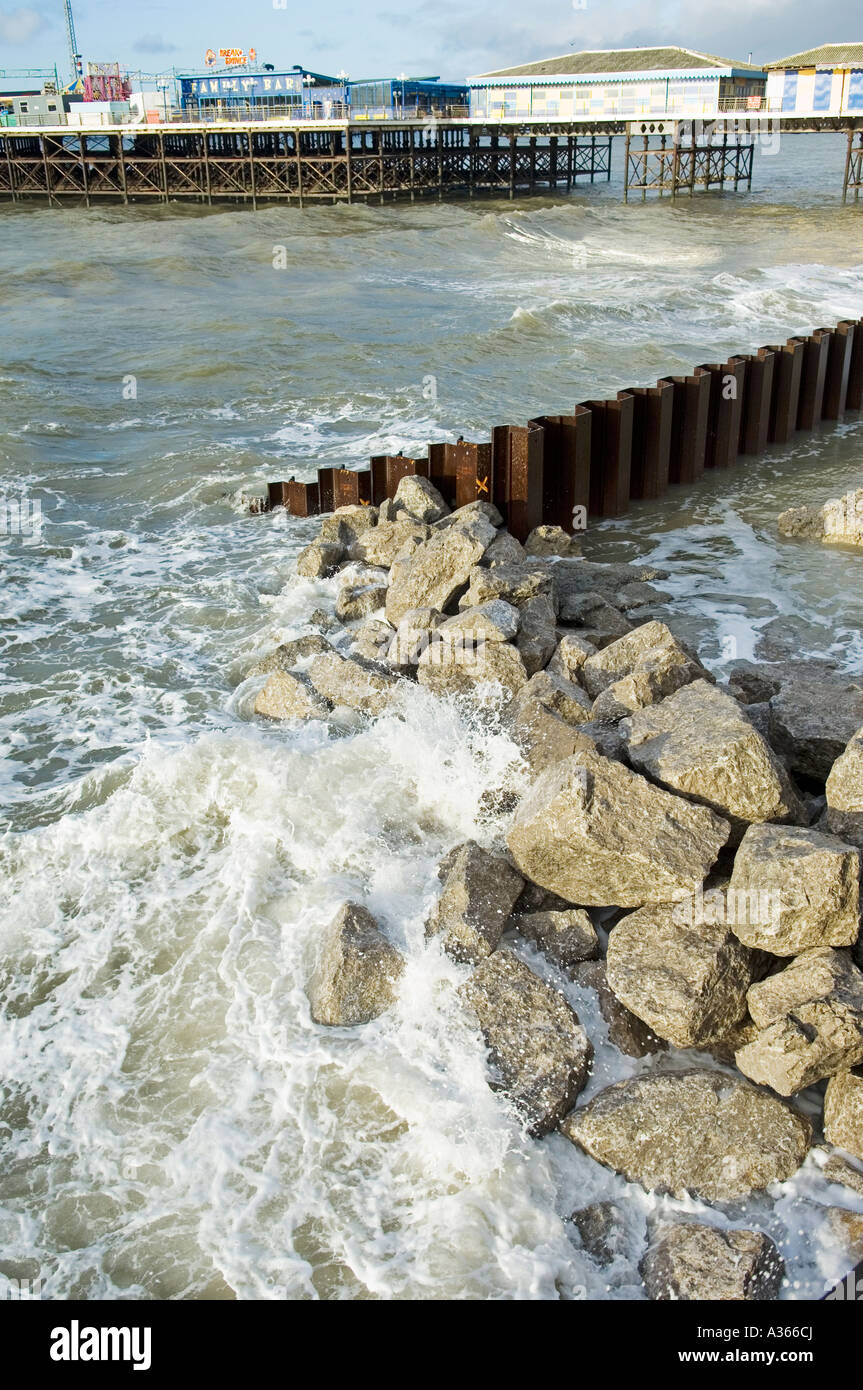 Coastal defences under construction Stock Photo - Alamy