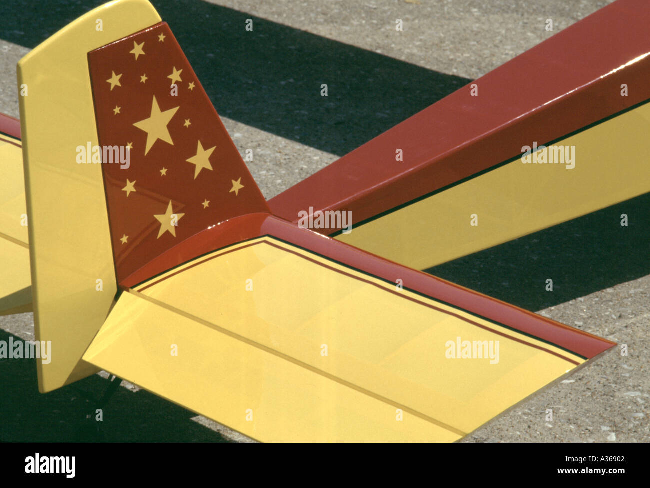Painted model airplane hi-res stock photography and images - Alamy