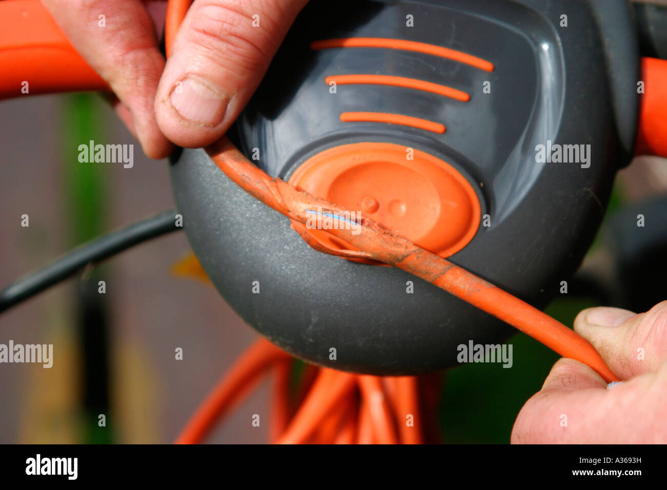 MOWER MAINTAINENCE DAMAGED ELECTRIC LEADS MUST BE REPLACED 043543 Stock ...