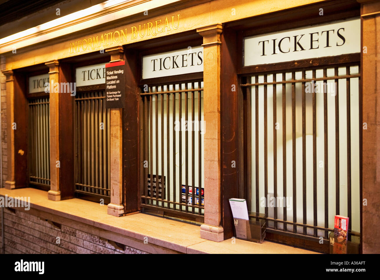 CASHIERS WINDOW, TICKET WINDOW Stock Photo - Alamy
