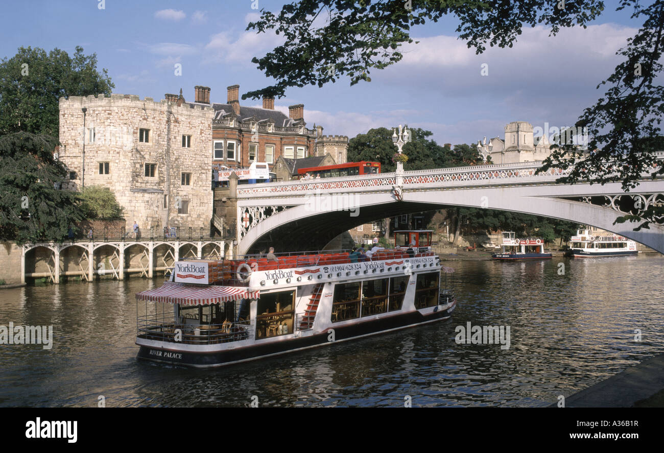 LENDAL BRIDGE IN YORK. YORKSHIRE. ENGLAND. UK Stock Photo - Alamy