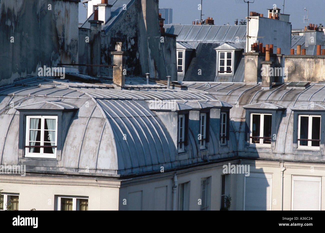 Typical paris rooftops hi-res stock photography and images - Alamy