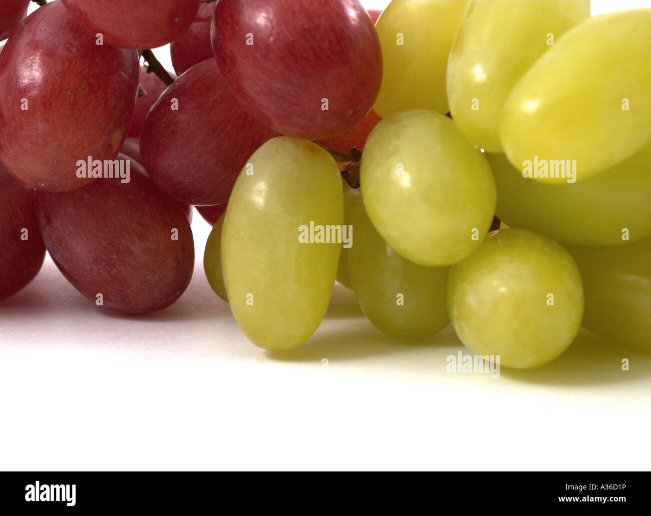 Red and White Grapes Stock Photo - Alamy
