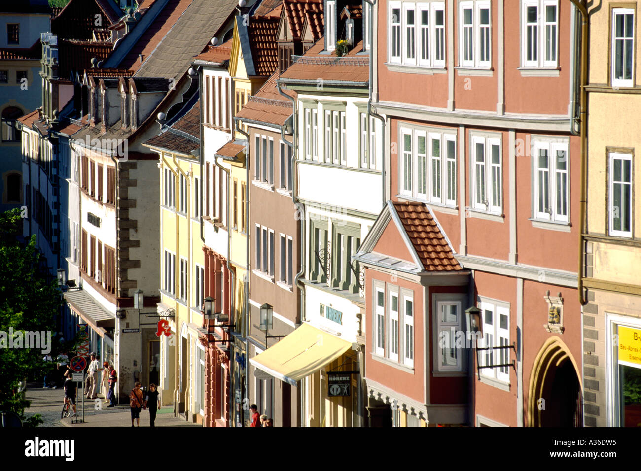 Middle class houses hi-res stock photography and images - Alamy