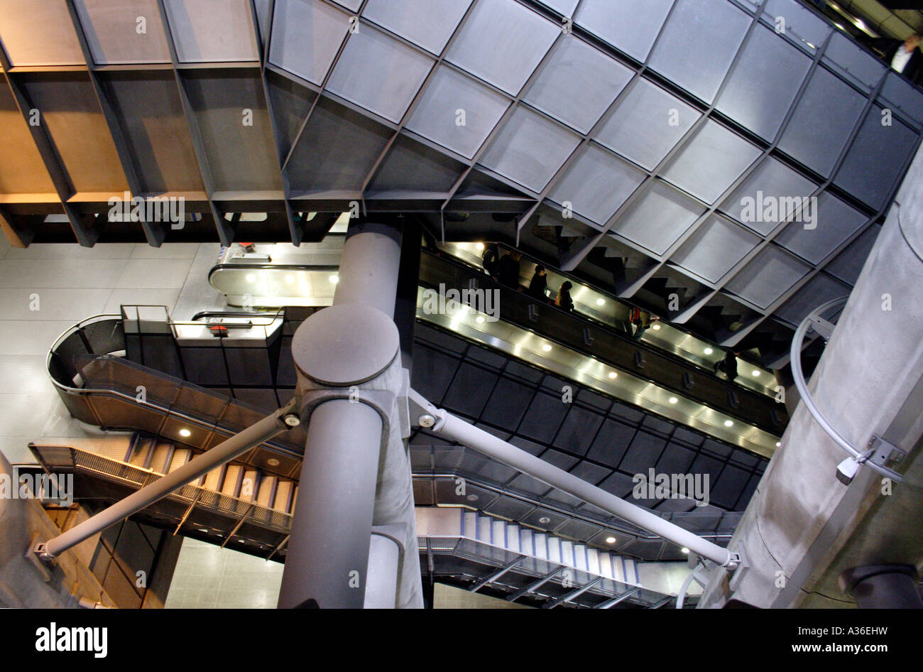Westminster Underground Station London Stock Photo - Alamy