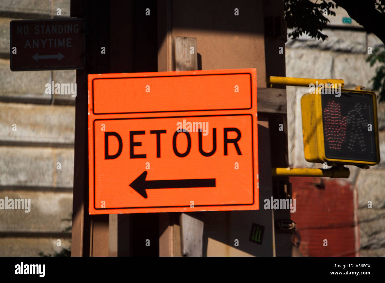 DETOUR, SIGNS, ROAD SIGNS, TRAFFIC, COMMUNICATIONS, SYMBOLS, DIRECTIONS ...