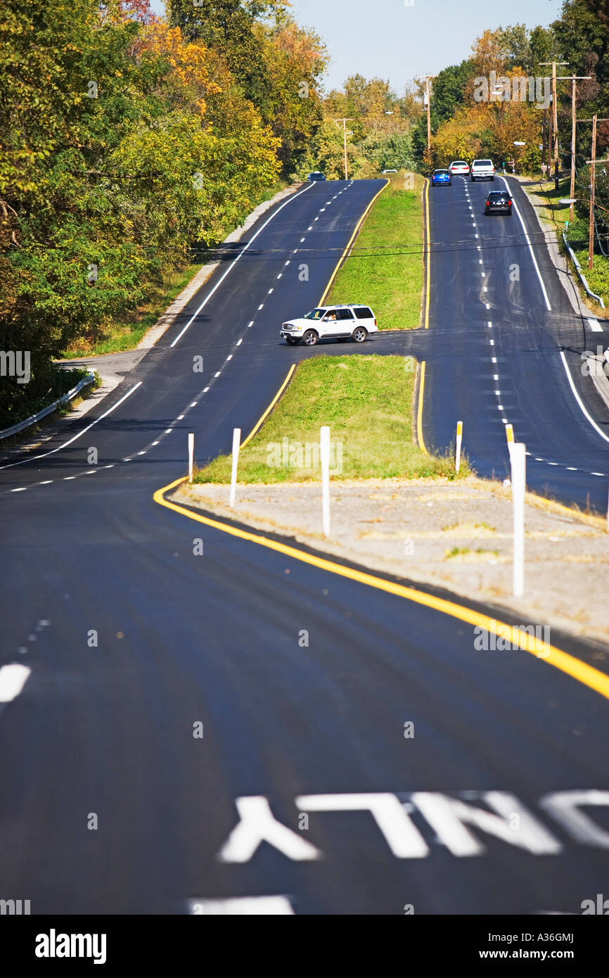 ROADWAY,, OUTDOORS,, RURAL, ROAD,, SHAPE,, TREES,, ROAD,, ROAD, MARKING ...