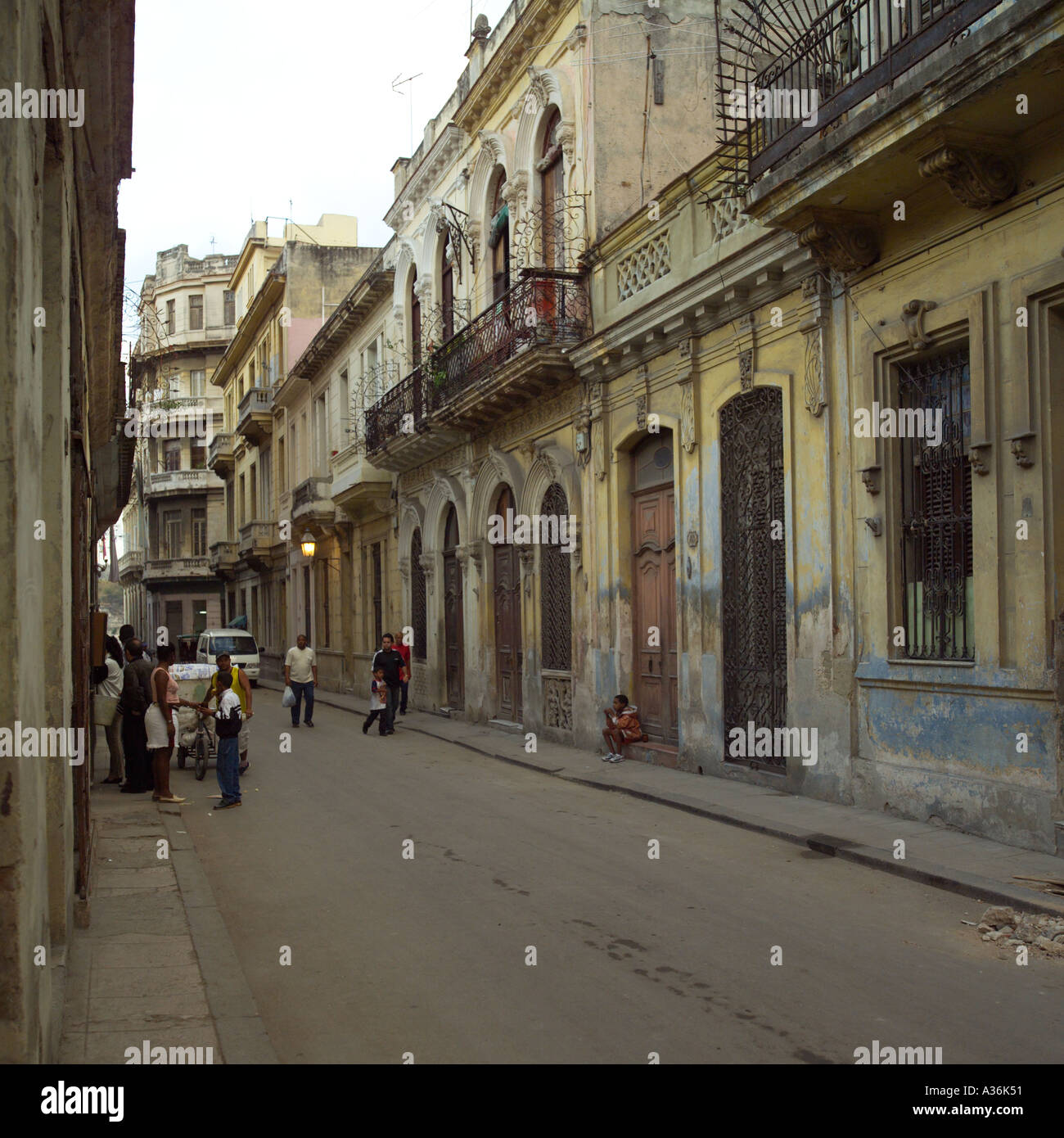 People in an alley Havana Cuba Stock Photo - Alamy