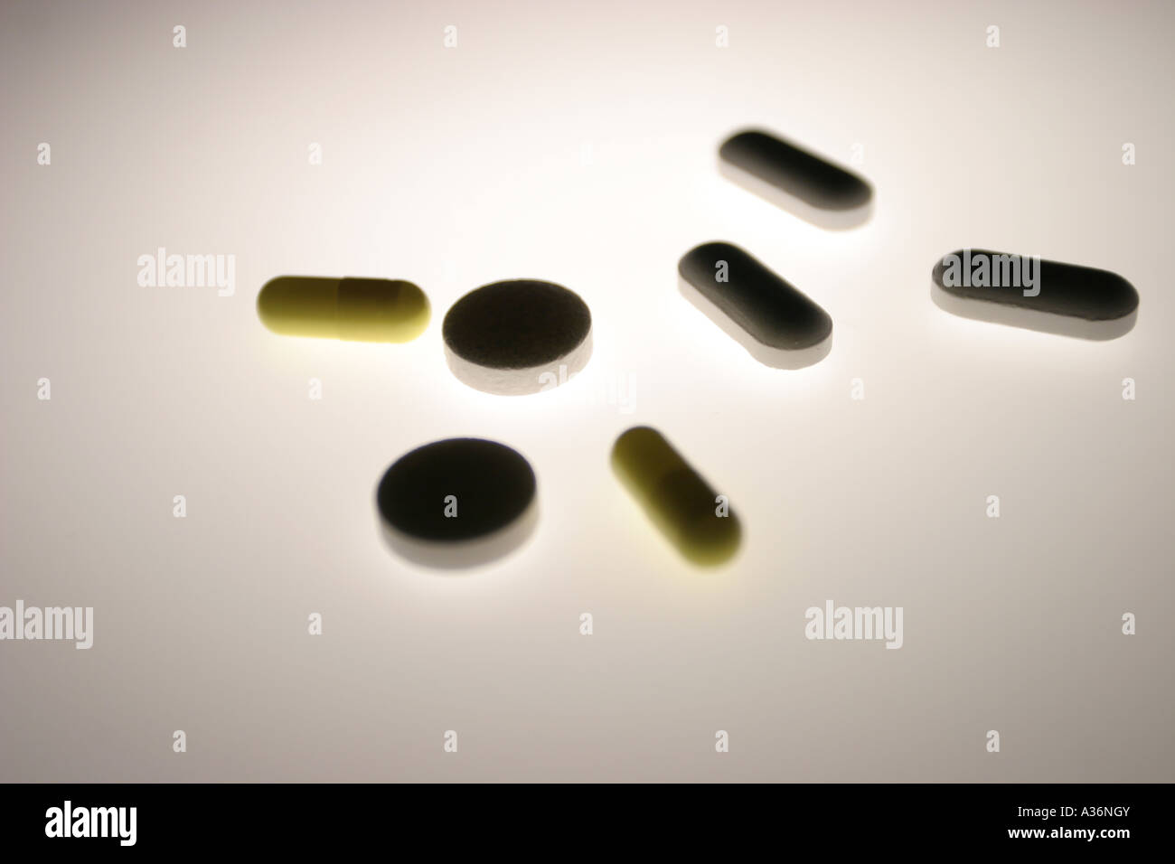 Collection of drugs hi-res stock photography and images - Alamy