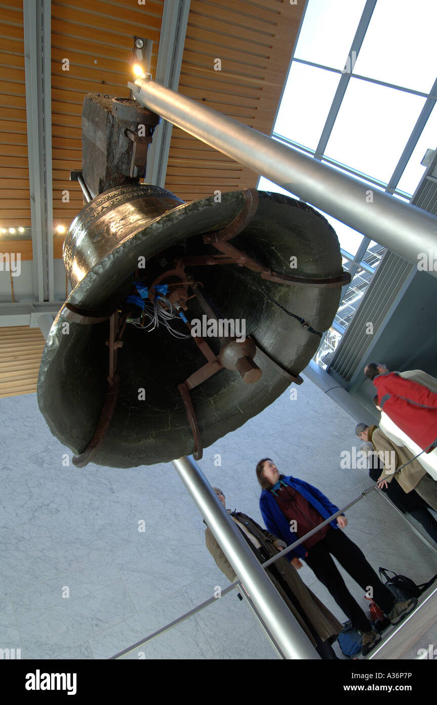The liberty bell with it s famous crack a symbol of USA freedom from ...