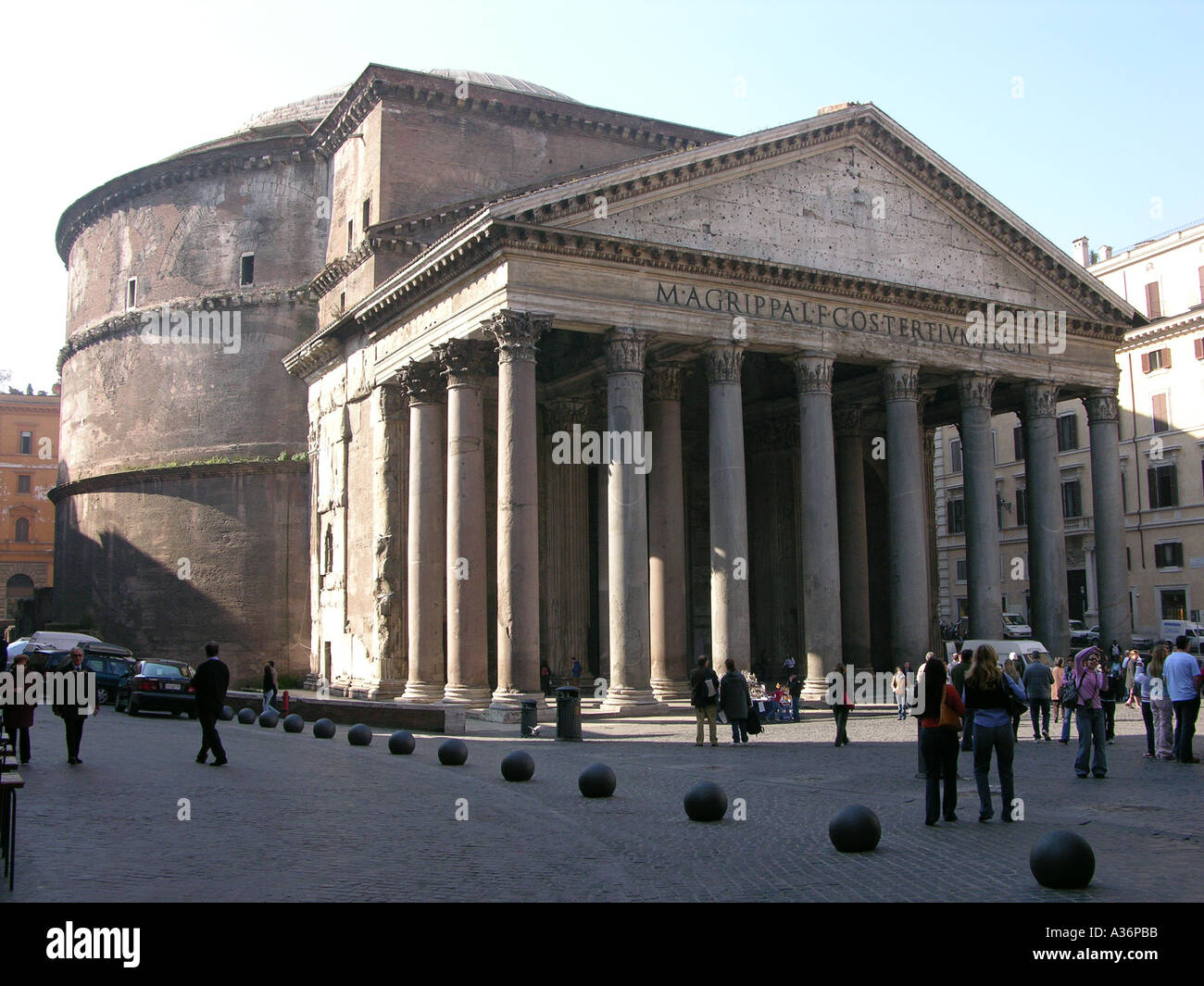 Rain oculus hi-res stock photography and images - Alamy