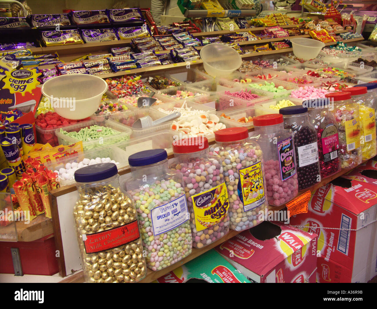 Selling Sweets High Resolution Stock Photography and Images - Alamy