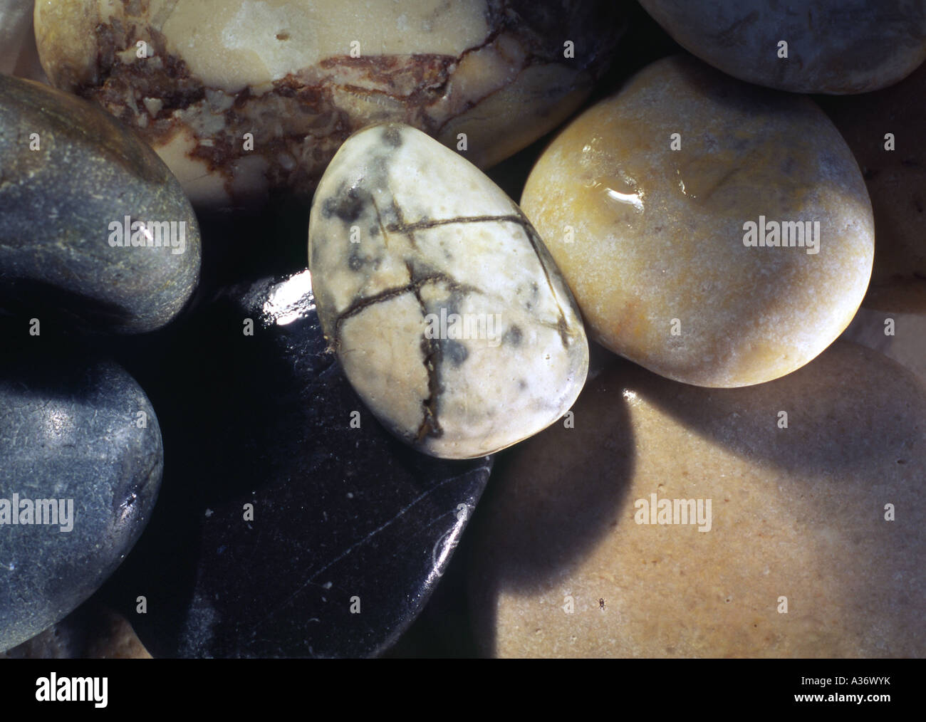 Grind quartz hi-res stock photography and images - Alamy