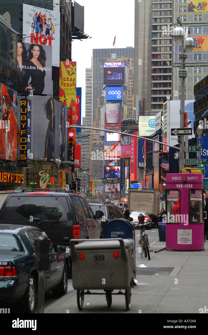 Broadway towards Times Square New York Stock Photo - Alamy