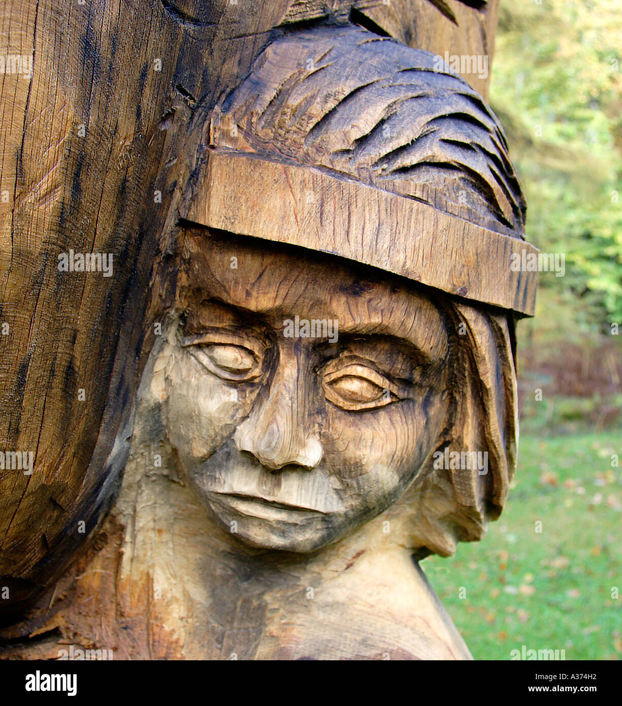 Wood carving sculpture hi-res stock photography and images - Alamy