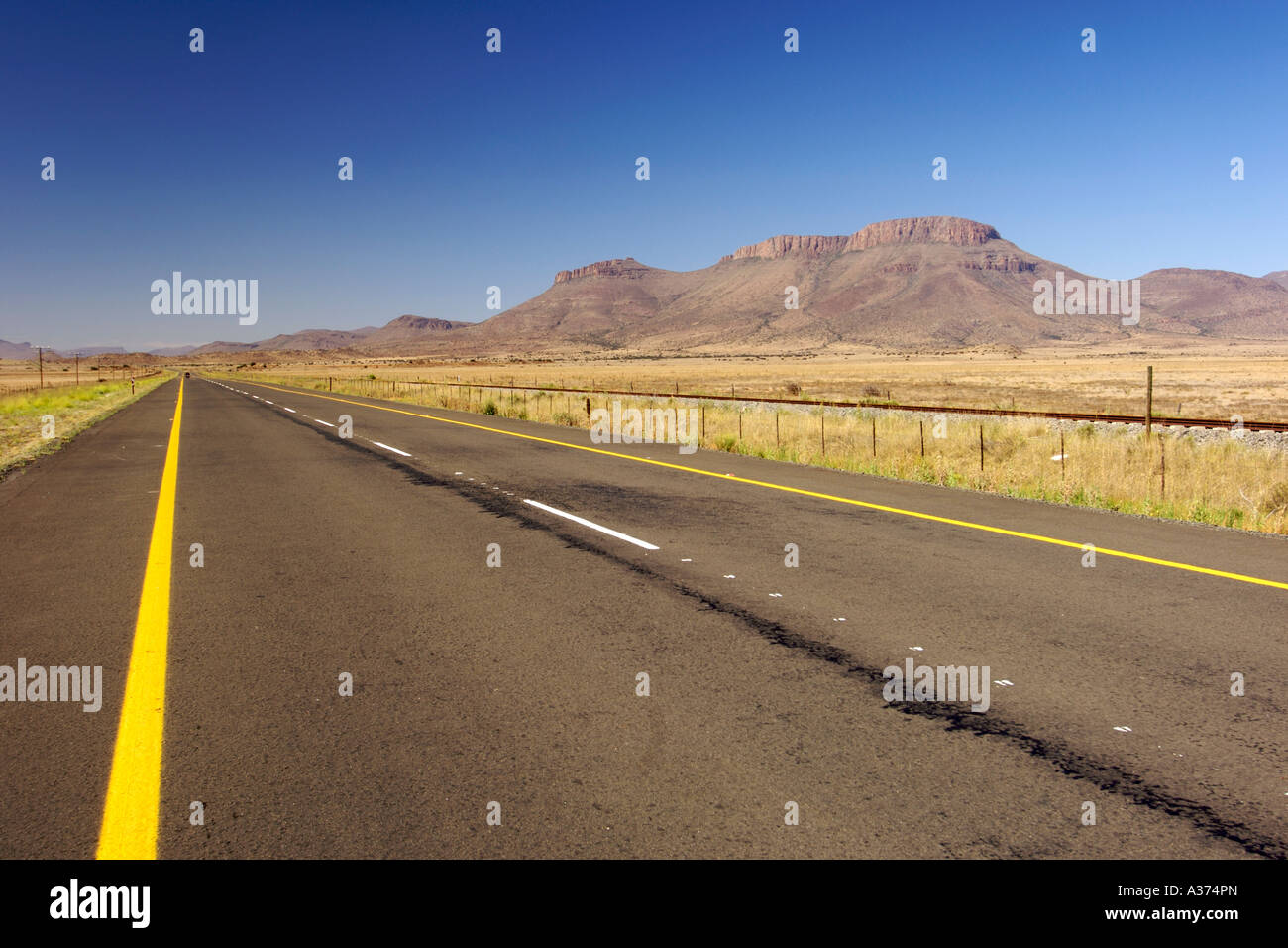 N9 road hi-res stock photography and images - Alamy