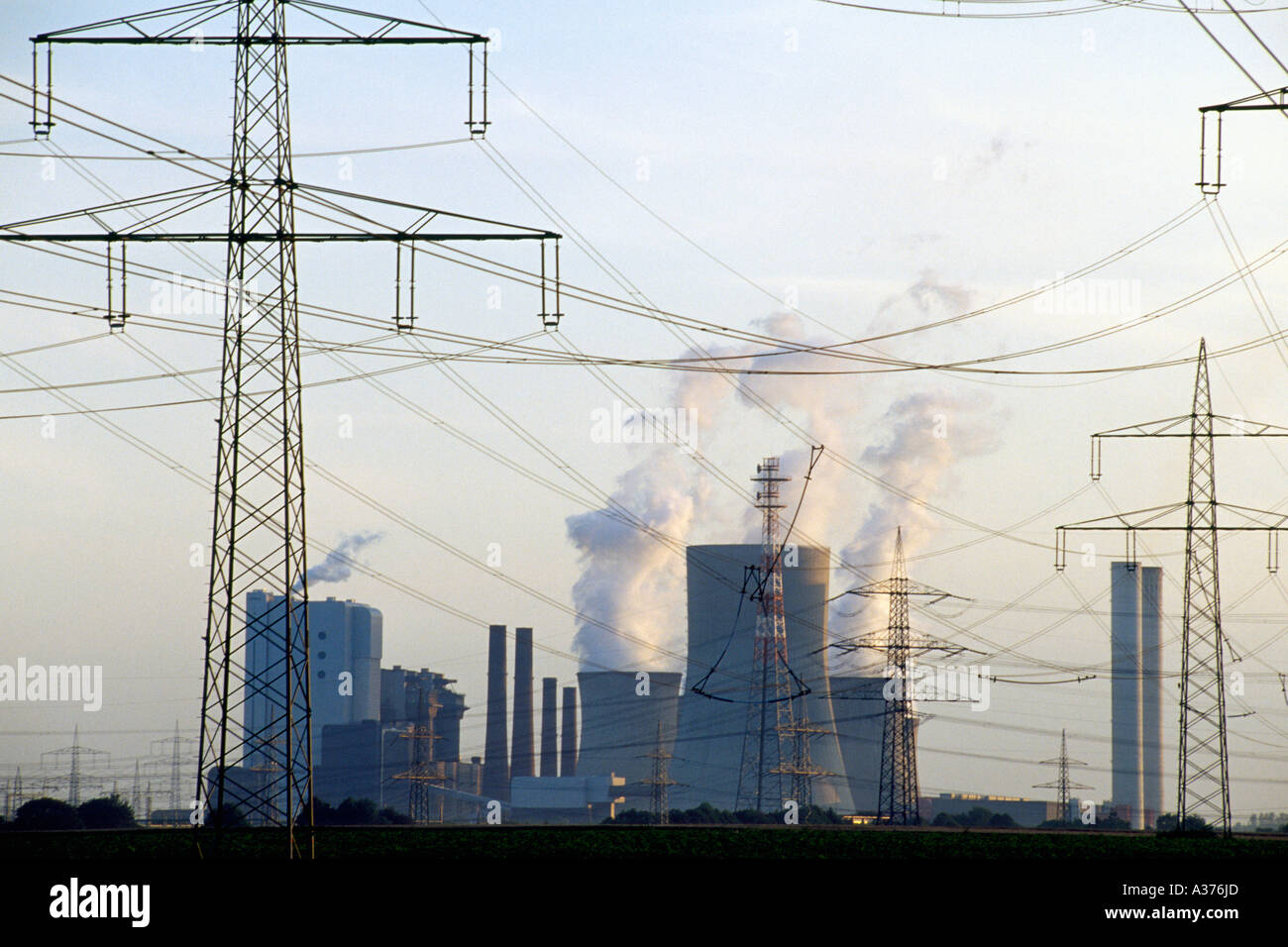 Niederaussem coal fired power station hi-res stock photography and ...