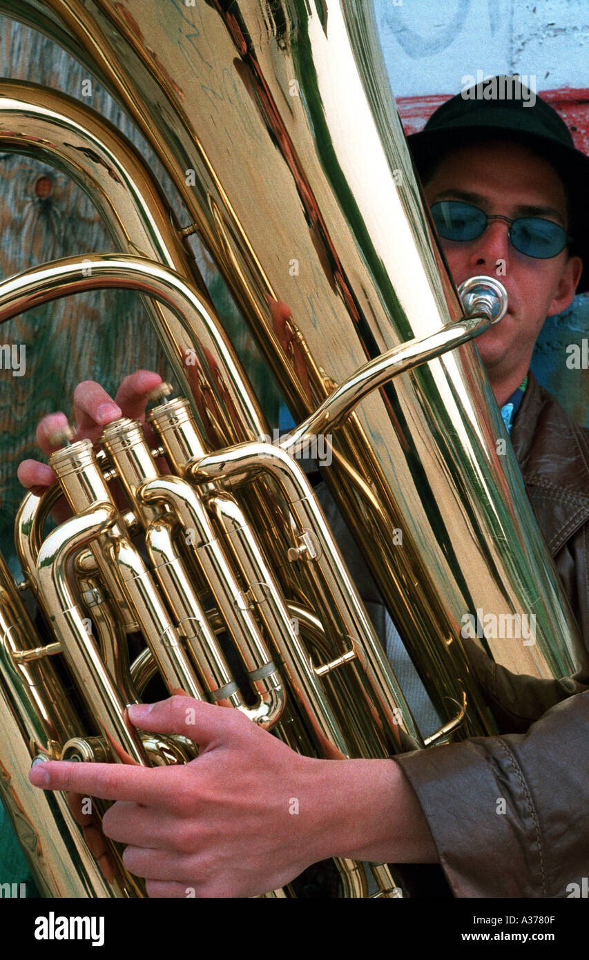 Tuba player hi-res stock photography and images - Alamy