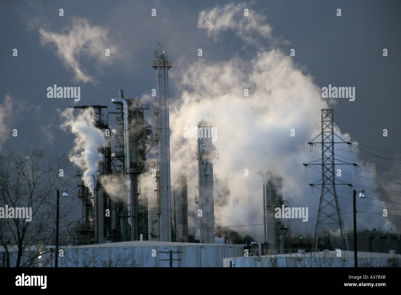 Marathon oil hi-res stock photography and images - Alamy