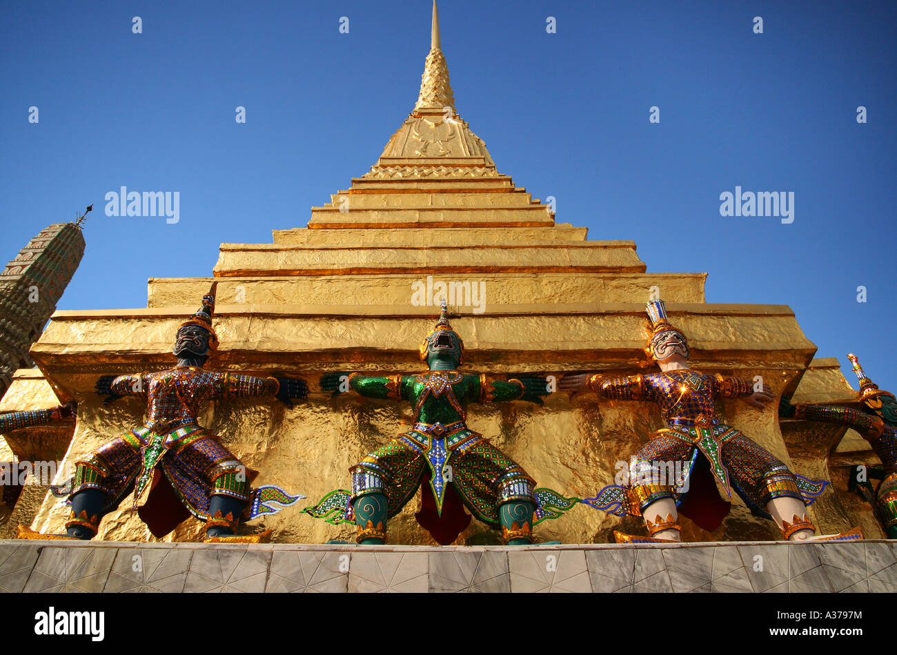 Ramakien figures hi-res stock photography and images - Alamy