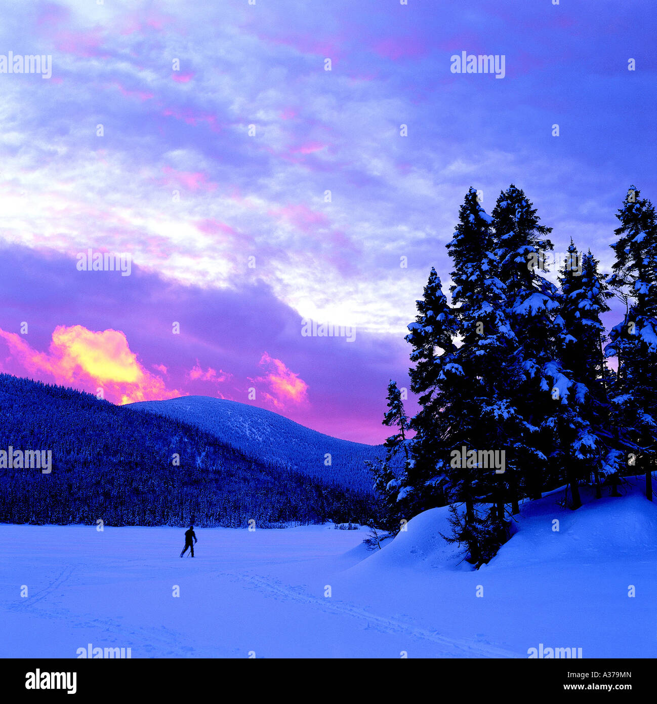 Chic choc mountains hi-res stock photography and images - Alamy