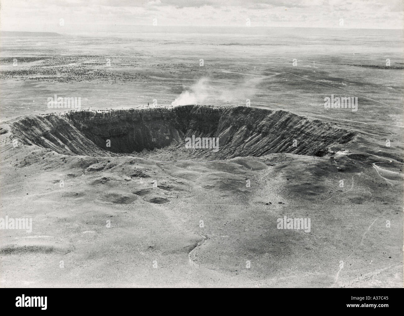 The Great Meteor Crater of Arizonia Stock Photo - Alamy