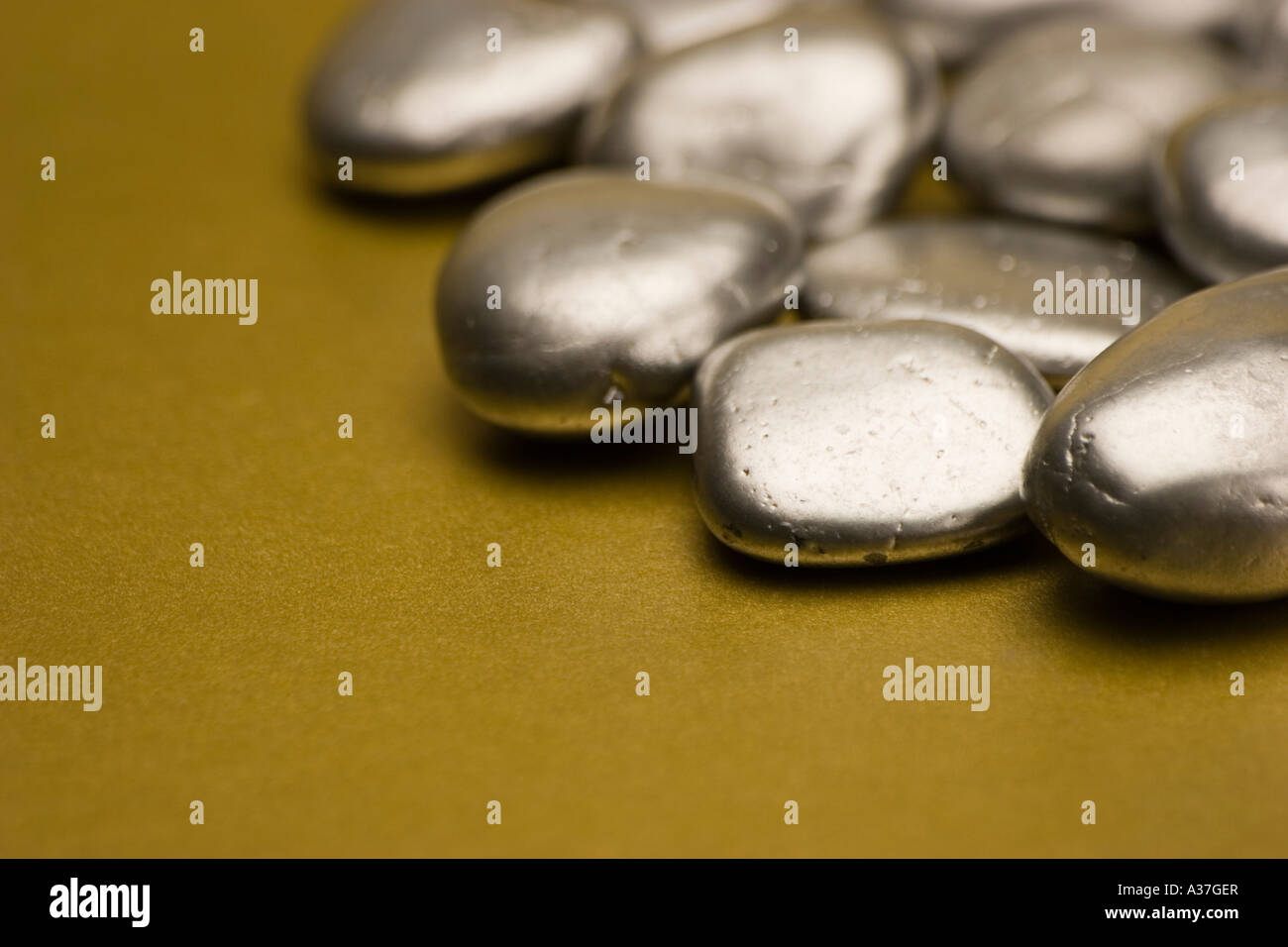 Small silver objects hi-res stock photography and images - Alamy