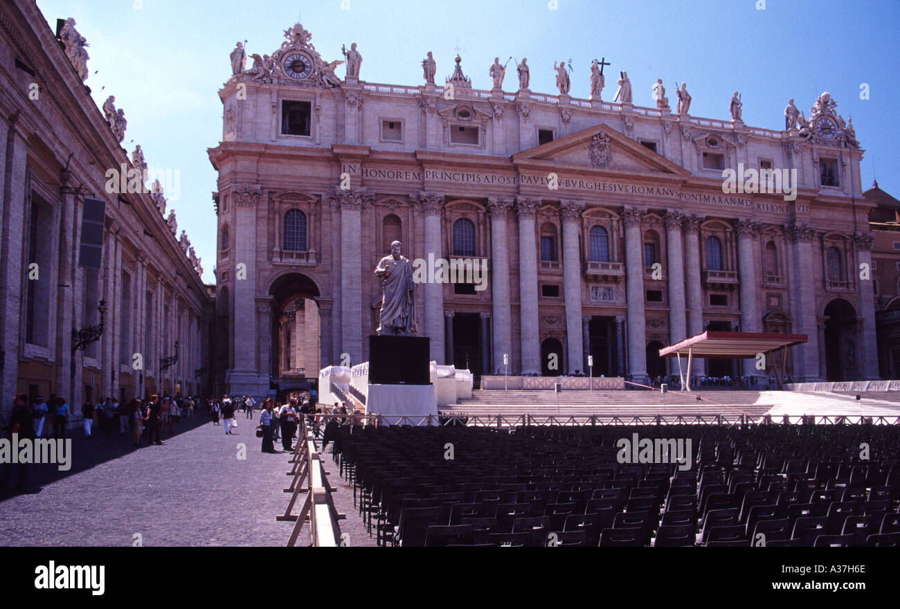 St Peter in front of the Basilica in the Square of St Peter, Vatican ...