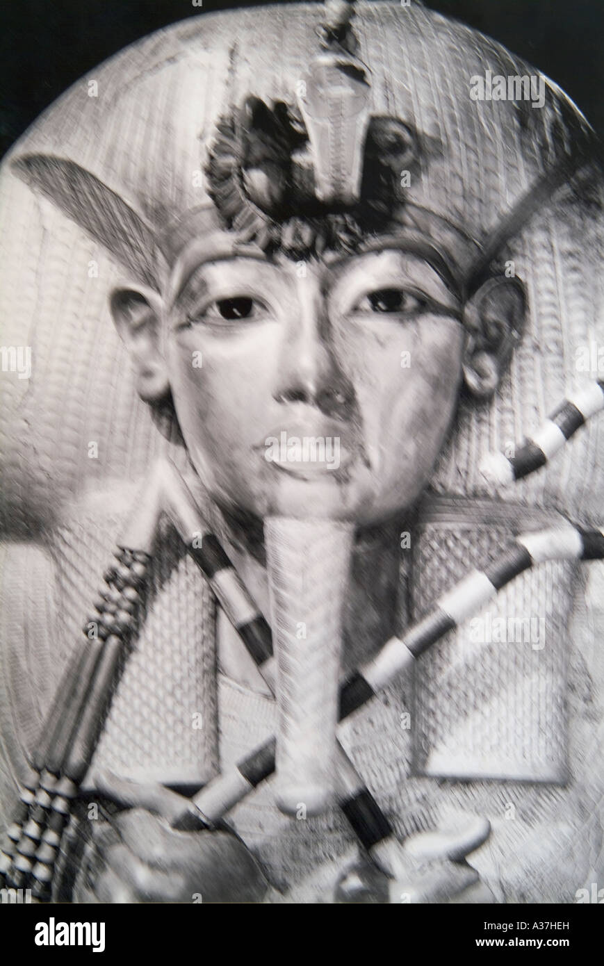 Valley of the Kings reportage KV 62 King Tut face mask tomb photos ...