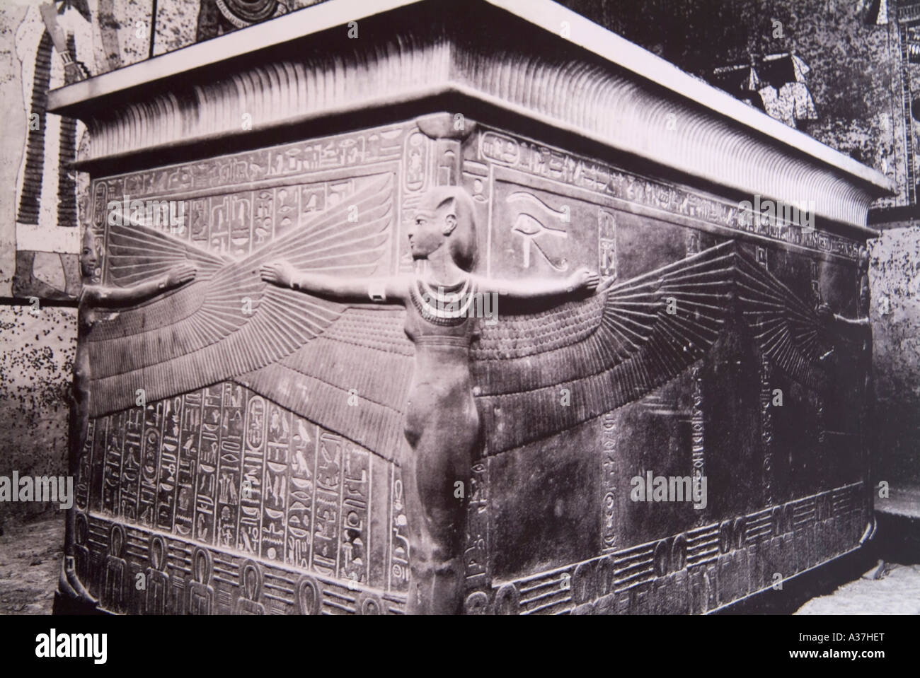 Valley of the Kings reportage KV 62 King Tut coffin tomb photos digital ...