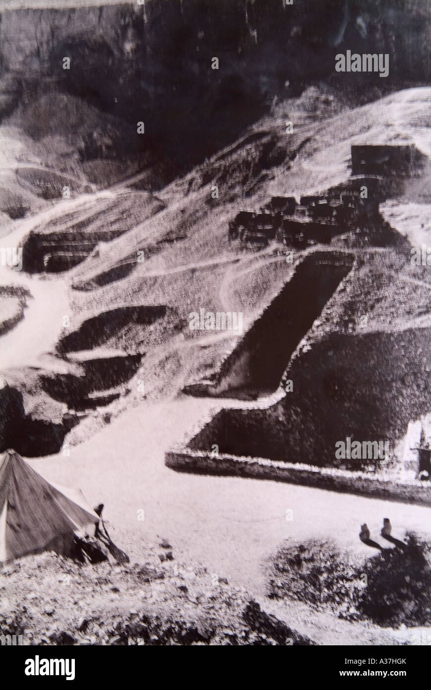 Valley of the Kings reportage KV 62 King Tut tomb findings photos ...