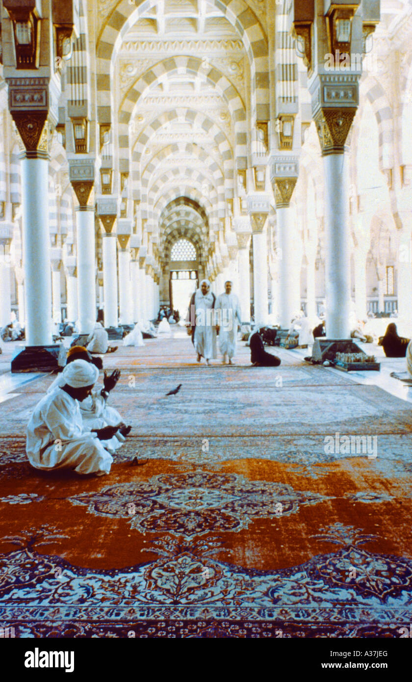 Madinah Saudi Arabia Prophets Mosque Interior Stock Photo - Alamy
