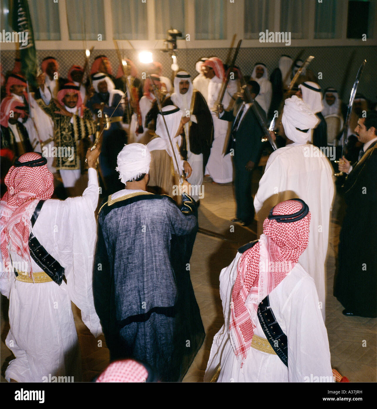 Arabian swords hi-res stock photography and images - Alamy