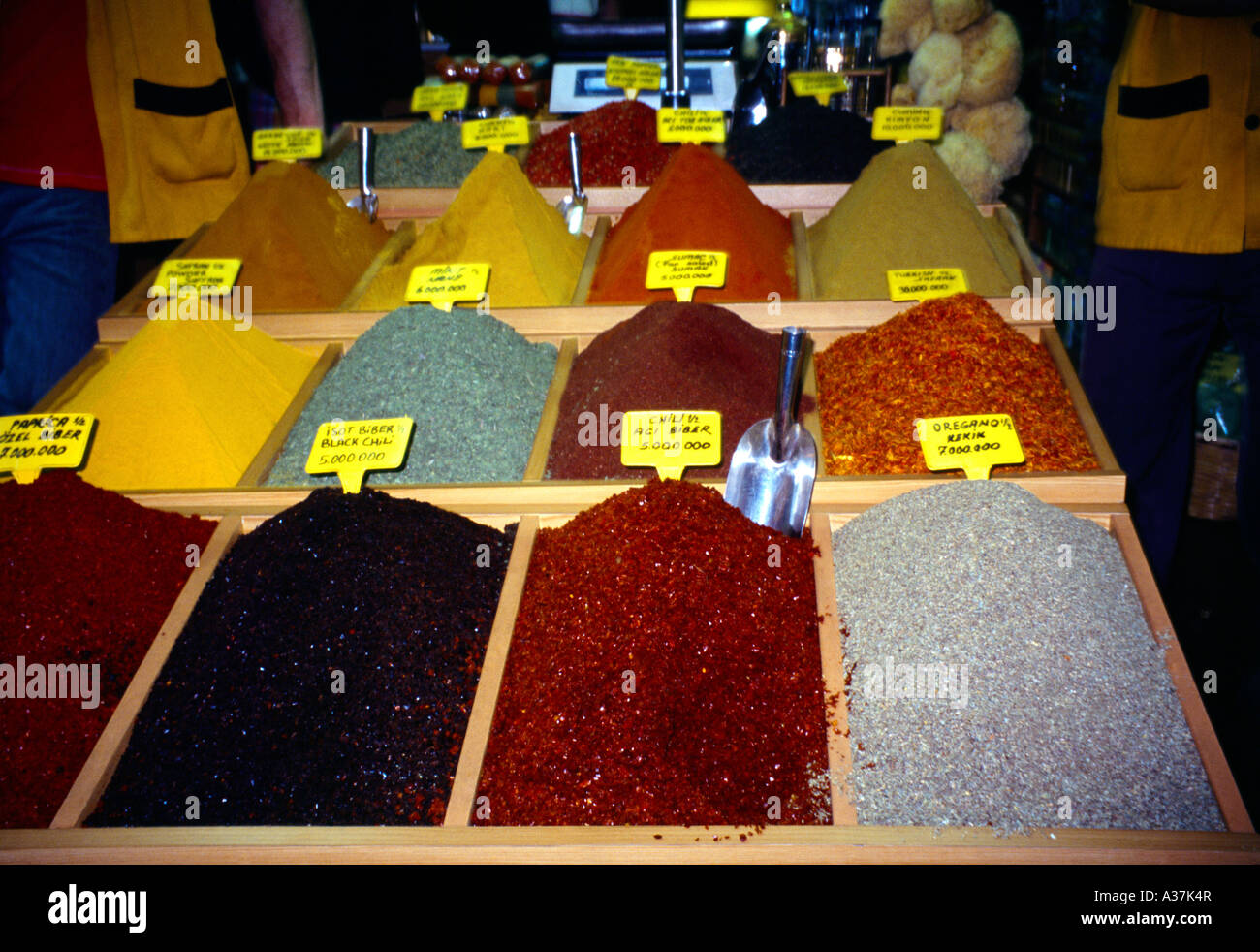 Istanbul Turkey Grand Bazaar Spice Stall Stock Photo - Alamy